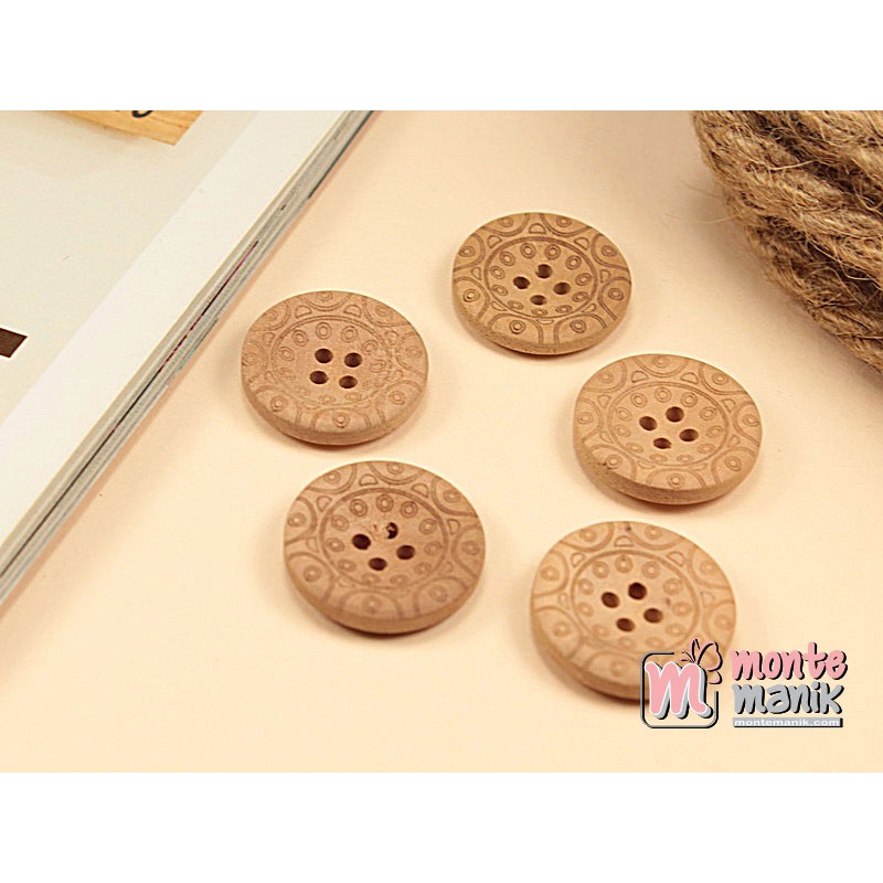 Jual 5 Buah Kancing Kayu Motif 2,5 cm KKN80 Montemanik Craft | Shopee ...