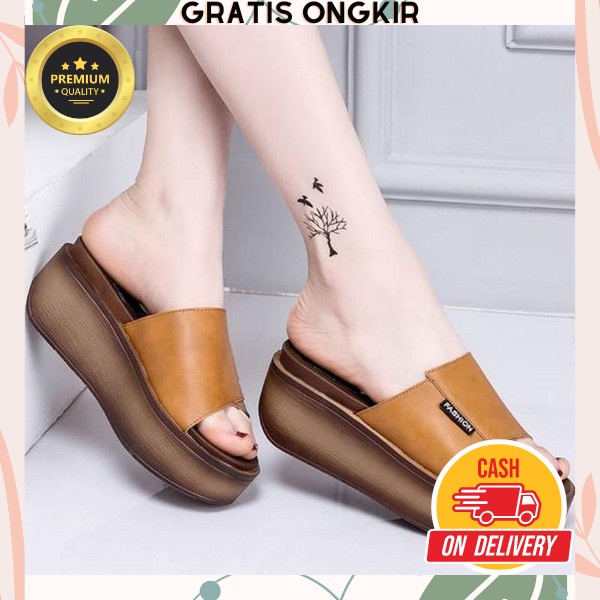 Jual Sendal Wanita Wedges Branded Import Sepatu Korea Tahu Premium ...