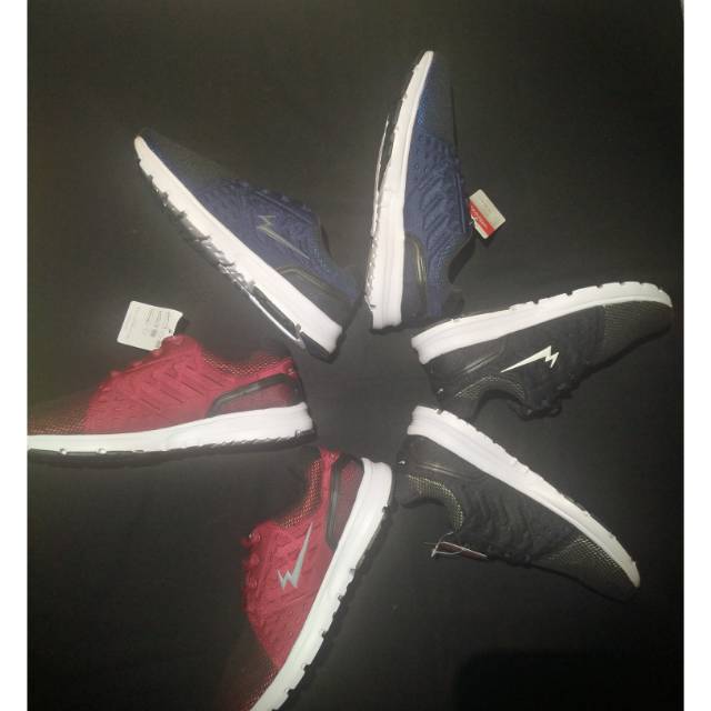 Jual Eagle Sepatu Hitam Terlengkap & Harga Terbaru Juni 2026 | Shopee ...