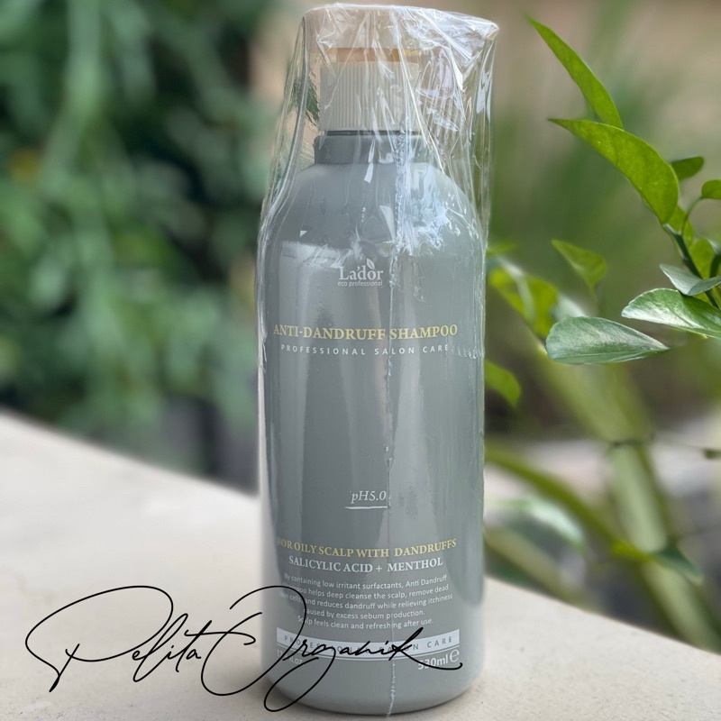 Jual Lador Anti Dandruff Shampoo 530 ml | Shopee Indonesia