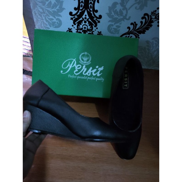 Jual Sepatu wedges kulit merek PERSIT | Shopee Indonesia