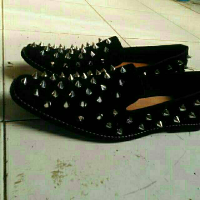 Jual Sepatu Slip On / Sepatu Pria Slip On / Sepatu Slip On Duri ...