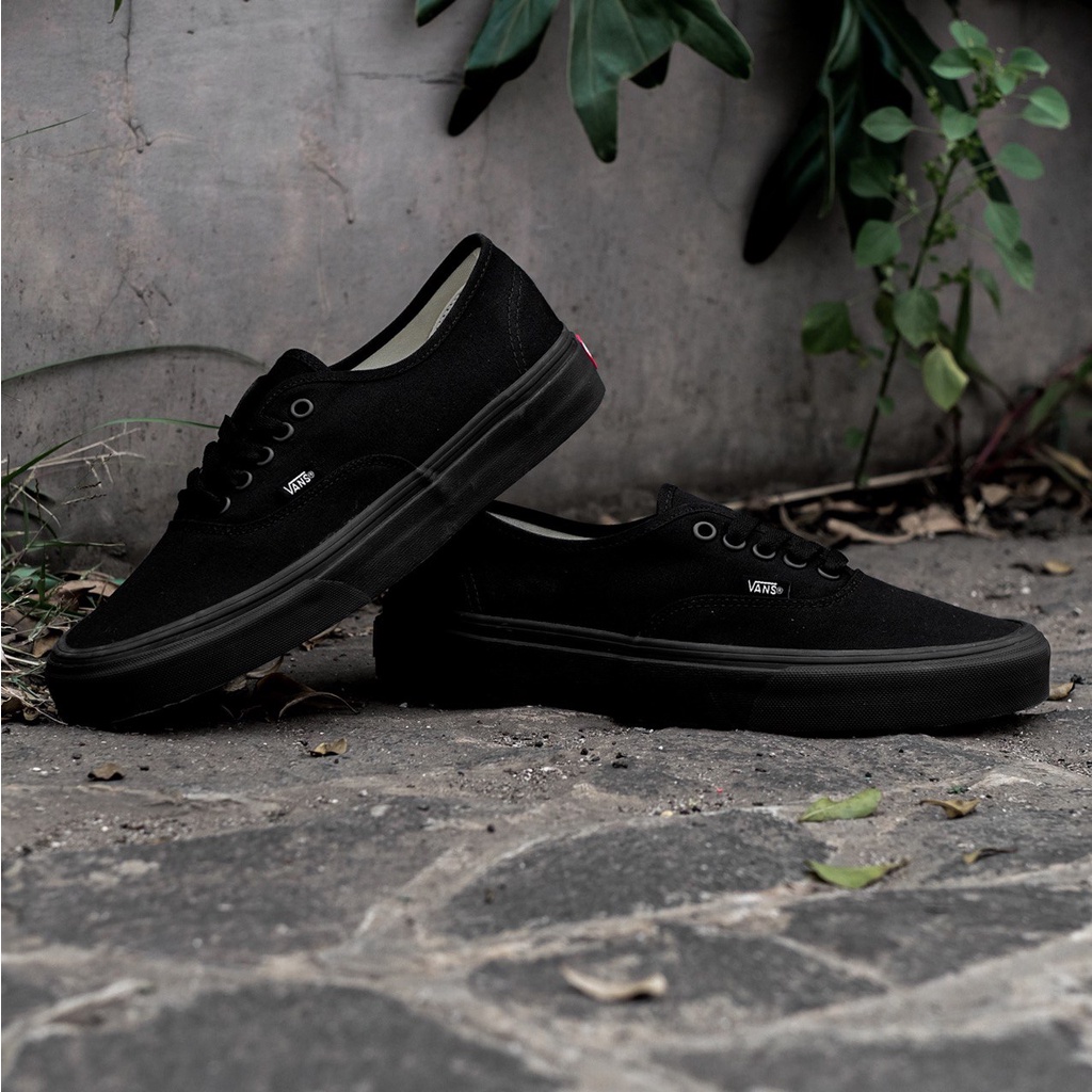 Jual VANS AUTHENTIC CLASSIC ALL BLACK | Shopee Indonesia