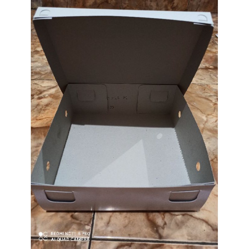 Jual Dus Nasi/Kotak Makan Tebal ukuran 18x18, 20x20, 22x22 putih polos ...