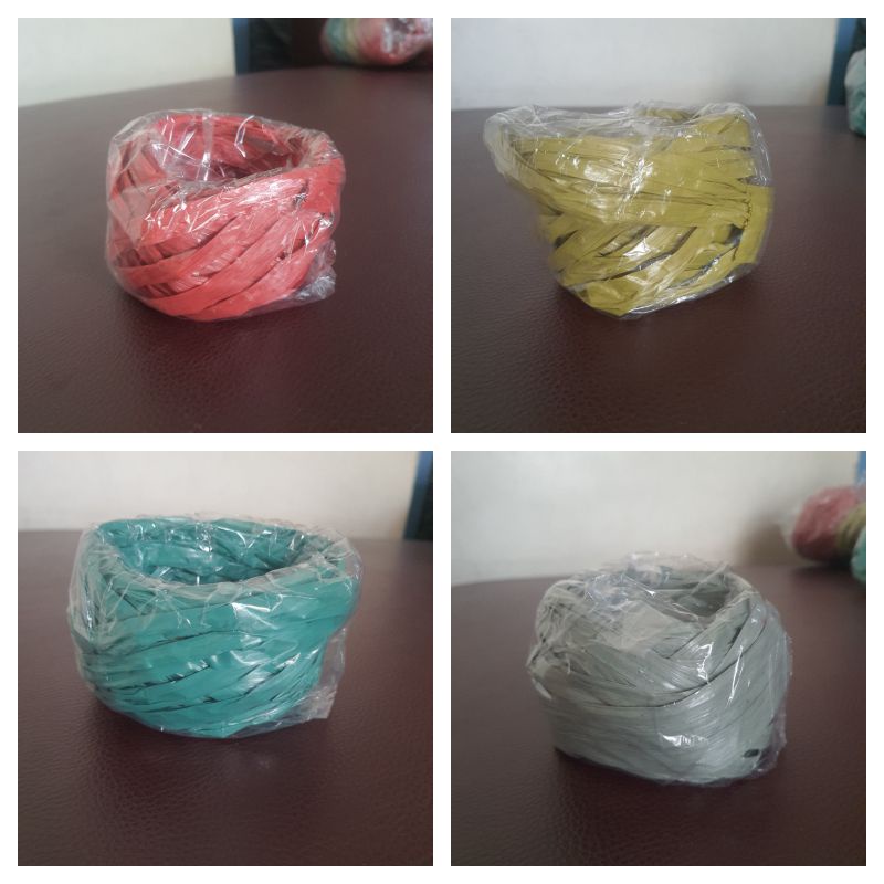 Jual Tali rafia kecil warna warni Rafia sarang | Shopee Indonesia