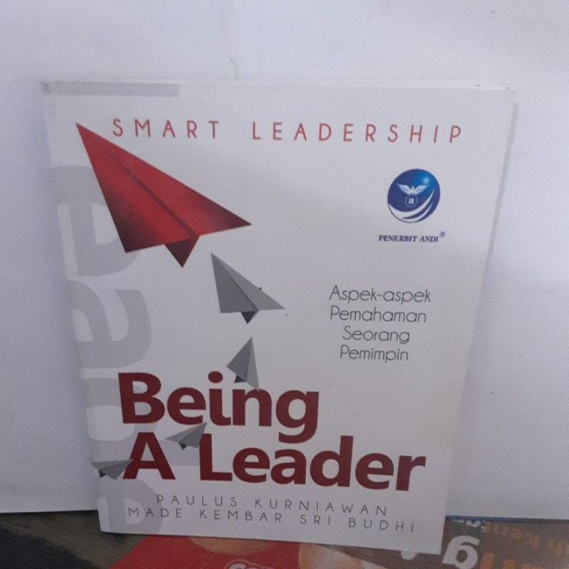 Jual Buku Smart Leadership Being A Leader Oleh Paulus Kurniawan ...