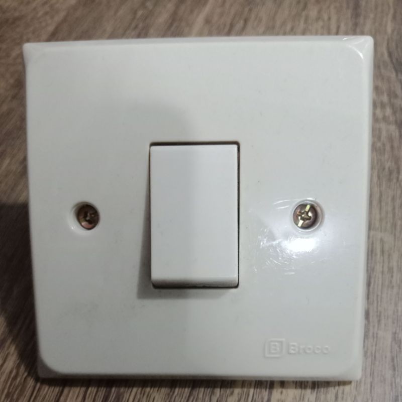 Jual SAKLAR ENGKEL BROCO INBOW | Shopee Indonesia