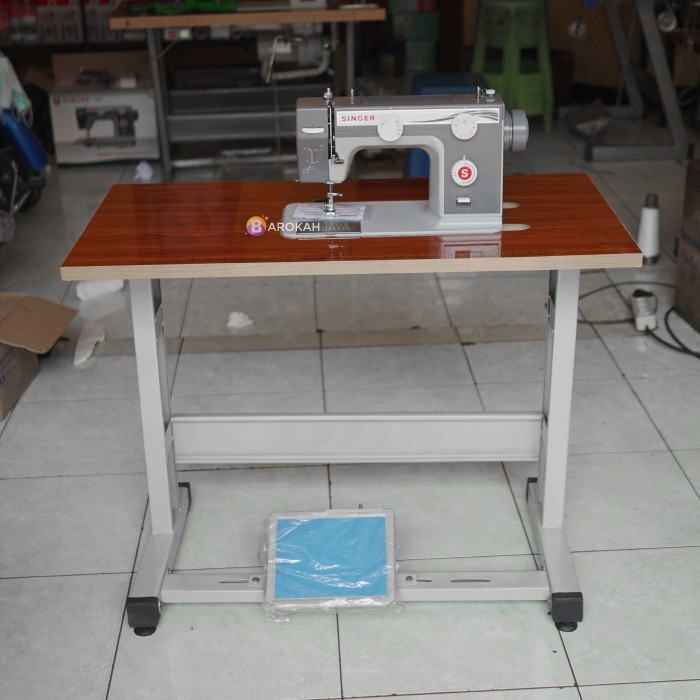 Jual Mesin Jahit singer 984 semi portable dan meja mica kaki Import ...