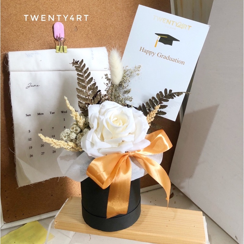 Jual Mini Bloom Box Buket Bunga kering Dried Flower Edelweis kado ...