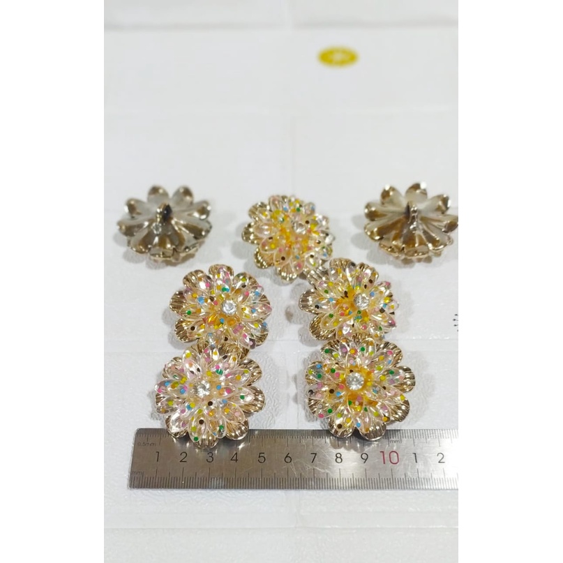 Jual Bros pin model kelopak bunga ukuran 4,5cm PER 1 biji | Shopee ...