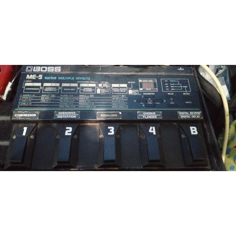 Jual efek legend digital pertama 1988 dari merk BOSS tipe boss ME 5 ...