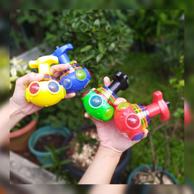 Jual Gasing Karakter Lampu LED & Musik - Mainan Gangsing Flashing Top ...