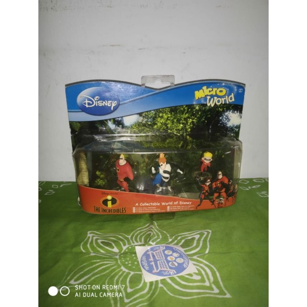 Jual Disney Pixar Micro World The Incredibles 3 Set Action Figure ...