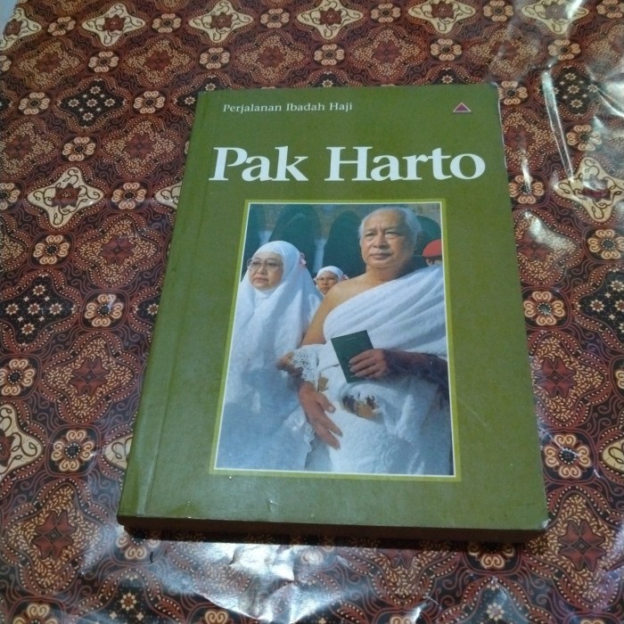 Jual Buku perjalanan Ibadah Haji pak Harto | Shopee Indonesia