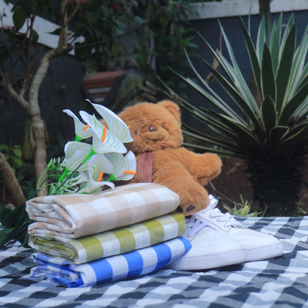 Jual TIKAR KAIN PIKNIK VINTAGE KOTAK MOTIF 3CM - 5CM/ KAIN KOTAK/ BTS ...