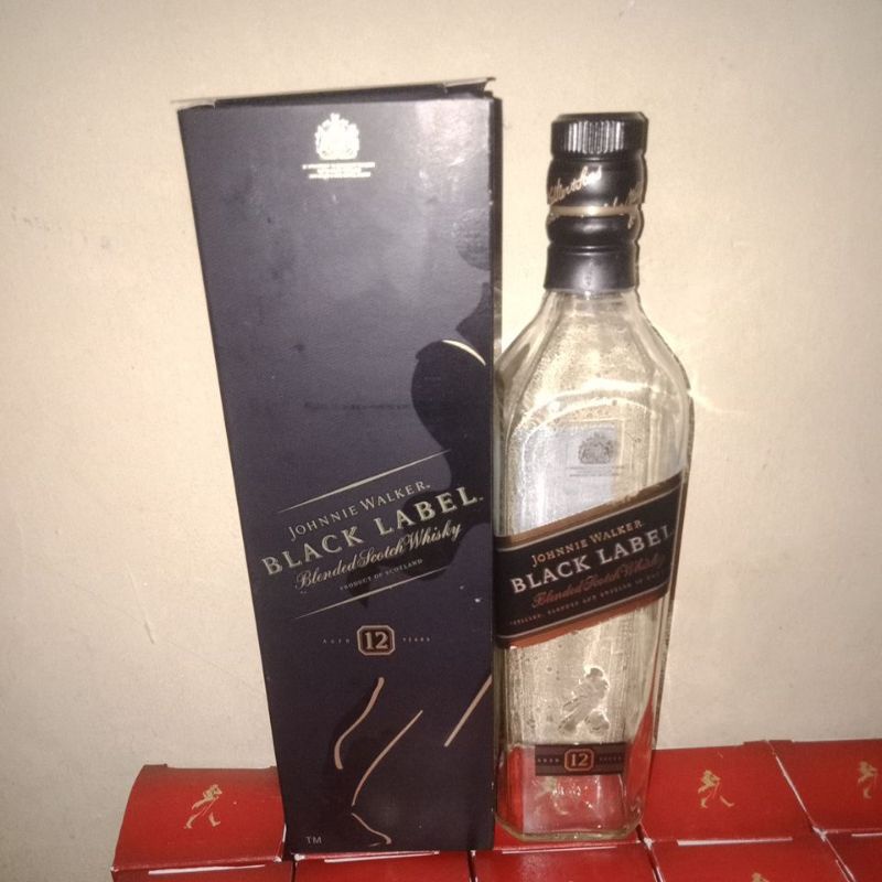 Jual BOTOL BEKAS MIRAS IMPOR BLACK LABEL / BOTOL BEKAS UNIK IMPOR JW ...