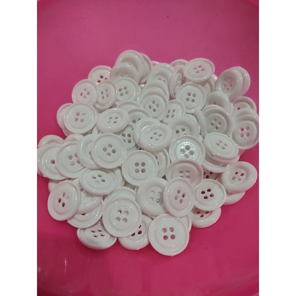 Jual Kancing Plastik Besar Warna Ukuran 2Cm | Shopee Indonesia