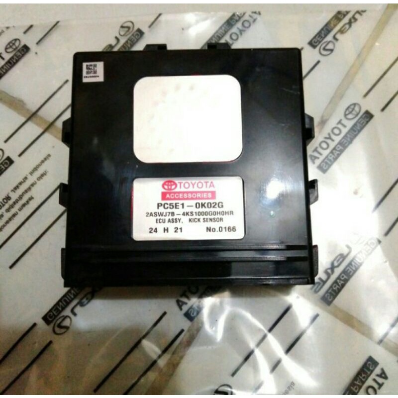 Jual ecu modul kick sensor corner toyota innova dan fortuner original ...