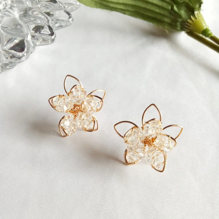 Jual Anting Bunga Tusuk (Flower Series - FS 1) | Shopee Indonesia