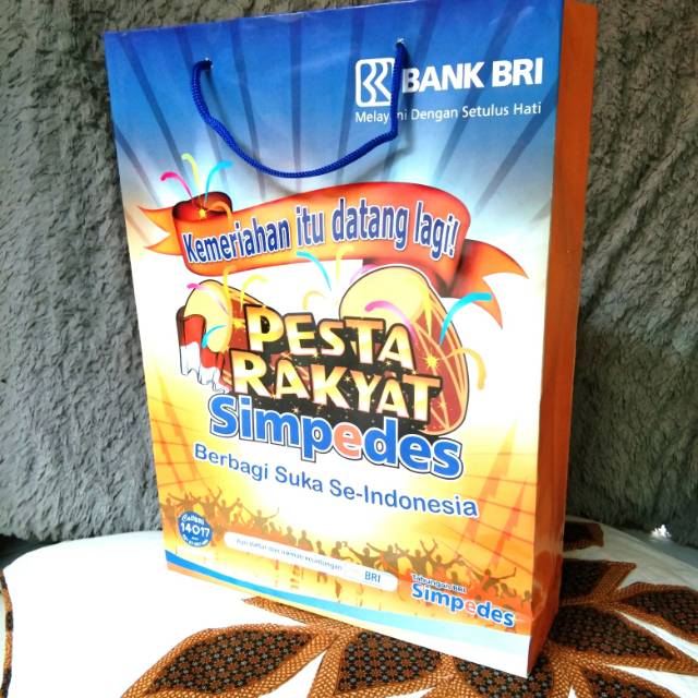 Jual Paper bag custom 29x9x40 bank bri mandiri bpd bca cimb | Shopee ...