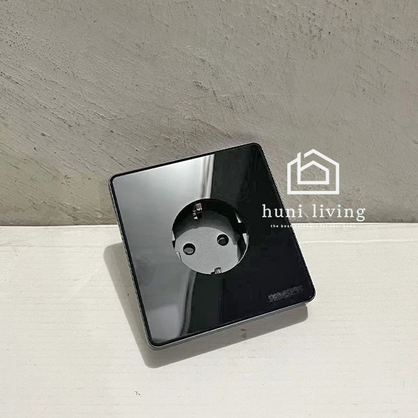Jual Stop Kontak Inbow Tanam Dinding Hitam Black Glossy Bahan Akrilik ...