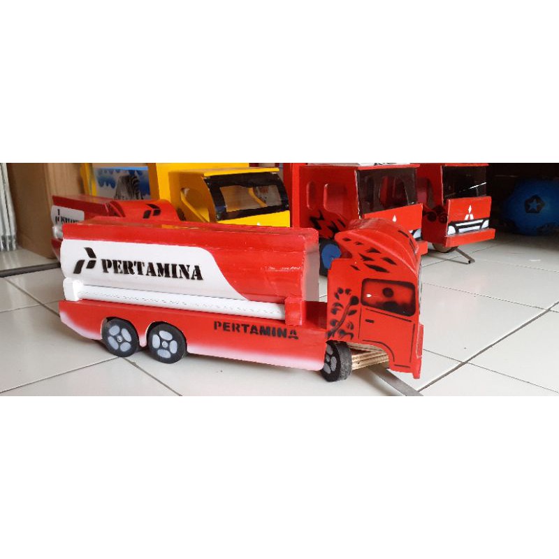 Jual Miniatur truck tangki pertamina kayu triplek | Shopee Indonesia