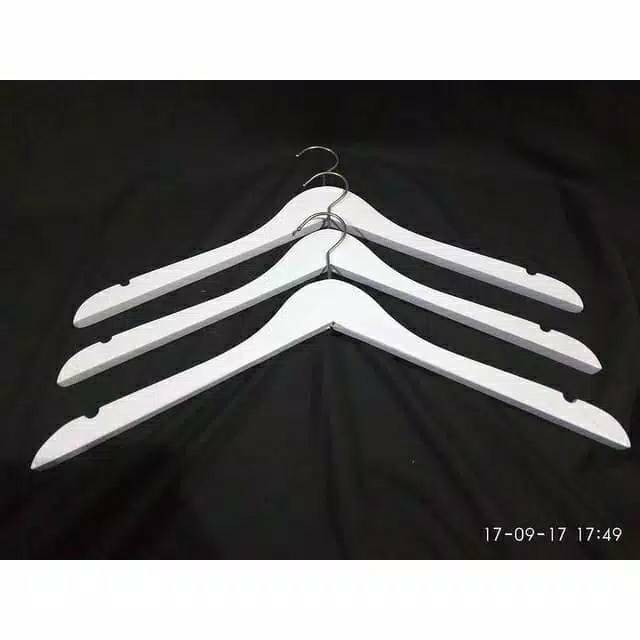 Jual Hanger kayu warna putih dewasa (12 pcs/ lusinan) | Shopee Indonesia