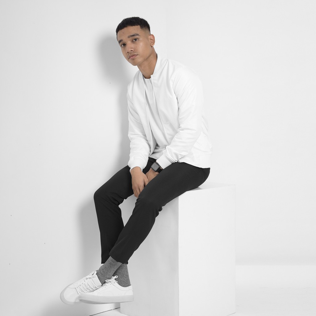 Jual Prepp Studio Lutton Bomber Jacket White | Shopee Indonesia