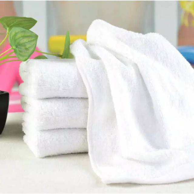 Jual Handuk SPORT PUTIH Hotel MUTIA Polos 35x80 | Shopee Indonesia