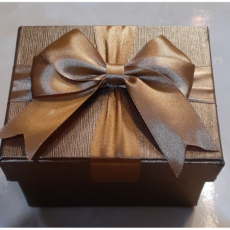 Jual BOX CANTIK SPECIAL HARDBOX KOTAK HADIAH HAMPERS COKLAT GOLD Bisa ...
