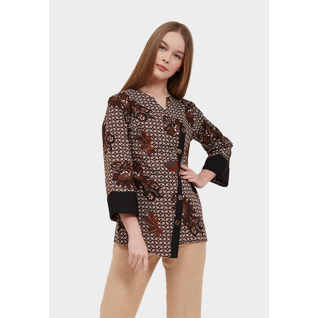 Jual Arjuna Weda Blouse Batik Kawung Kupu - Cokelat | Shopee Indonesia