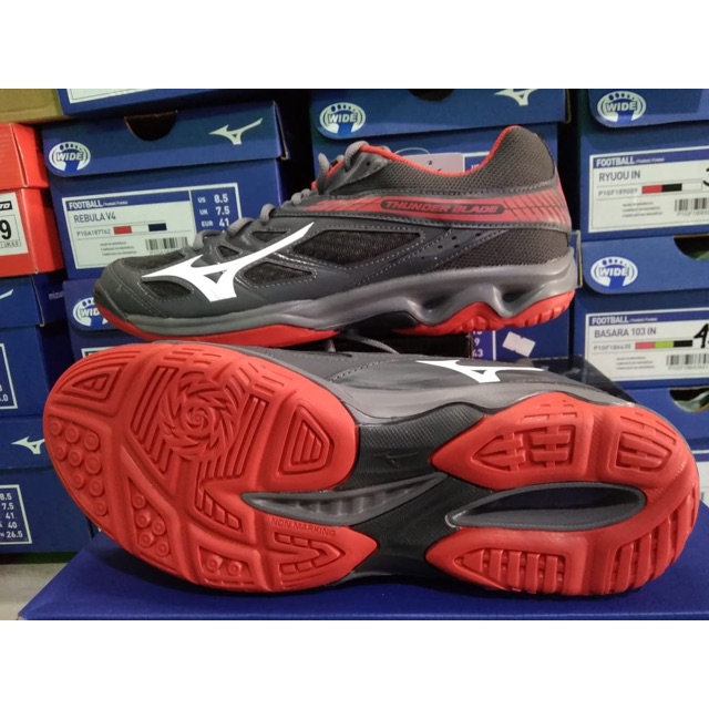 Jual Sepatu Volley Mizuno Thunder Blade | Shopee Indonesia