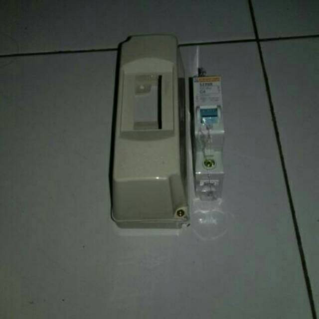 Jual MCB listrik dan box MCB sekering dan box | Shopee Indonesia