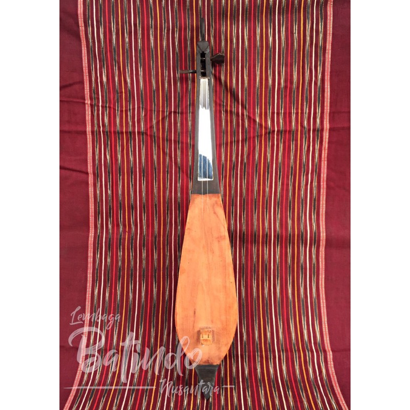 Jual Hasapi (Kecapi Batak Toba) Jior/Juar Khusus | Antik dan Klasik ...