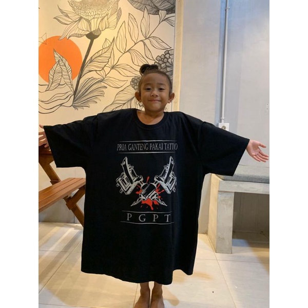Jual kaos PGPT Pria ganteng pakai tattoo | Shopee Indonesia