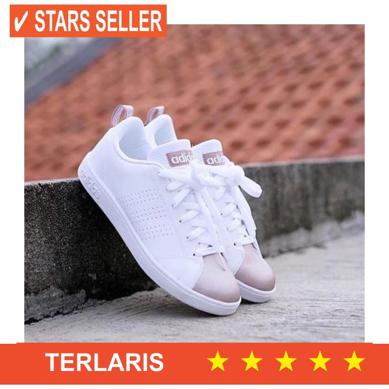 Jual BUAT WANITA SEKOLAH WISUDA KULIAH MAHASISWI PUTIH POLOS PP/ Sepatu ...