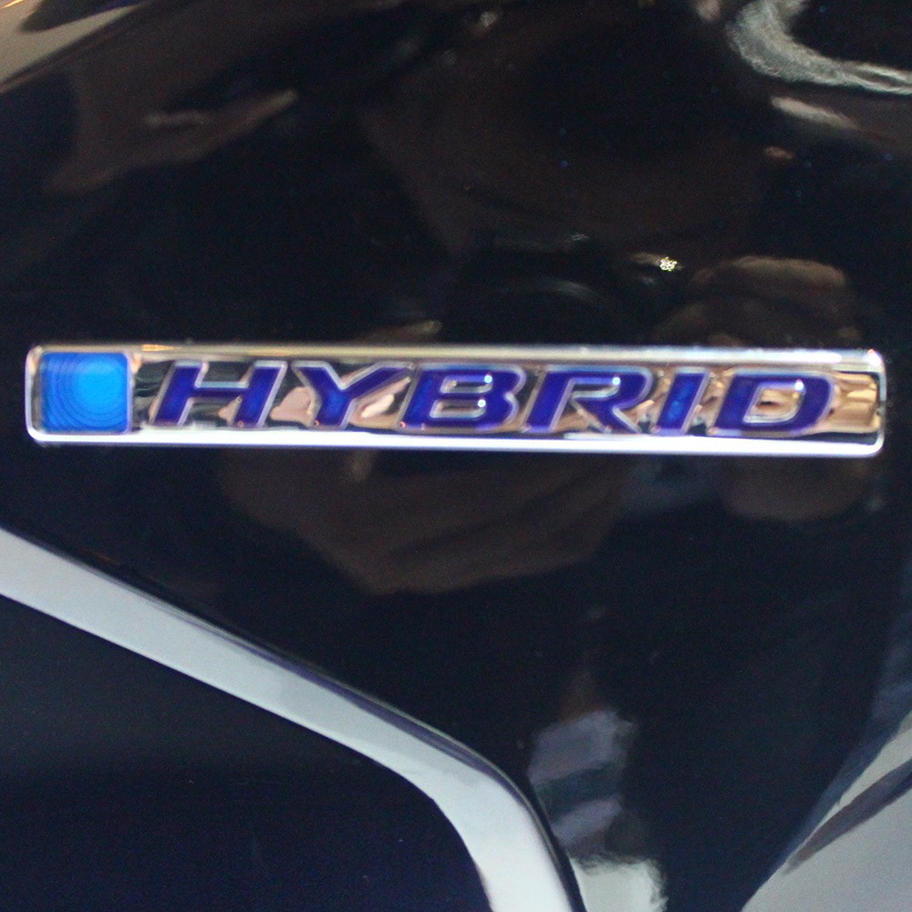 Jual Emblem Logo Hybrid - Emblem Hybrid Universal Model F Plastik ...