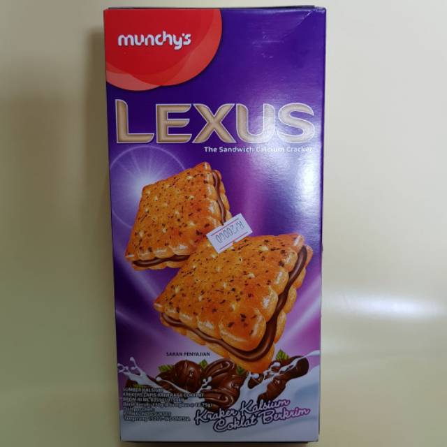 Jual MUNCHY'S - LEXUS SANDWICH CALCIUM CRACKER (CHOCOLATE CREAM ...