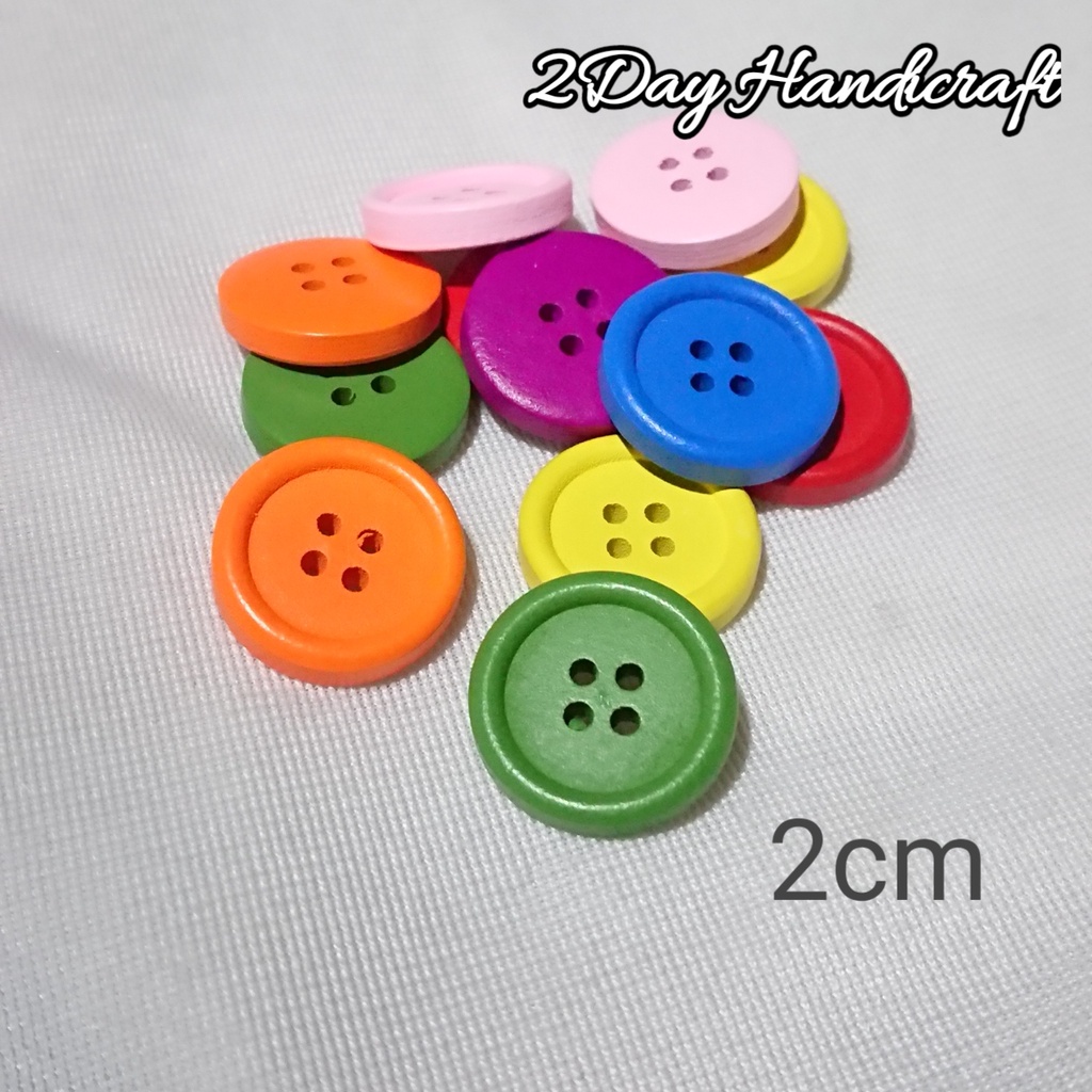 Jual 12pcs Kancing Kayu 2cm warna warni - Kancing Kayu 2cm | Shopee ...
