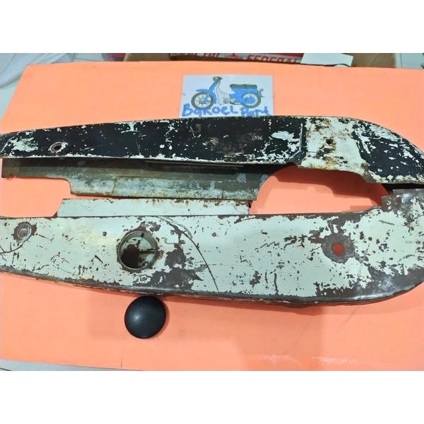 Jual tutup rantai katengkas pengaman rantai Honda c700 C800 supercub ...