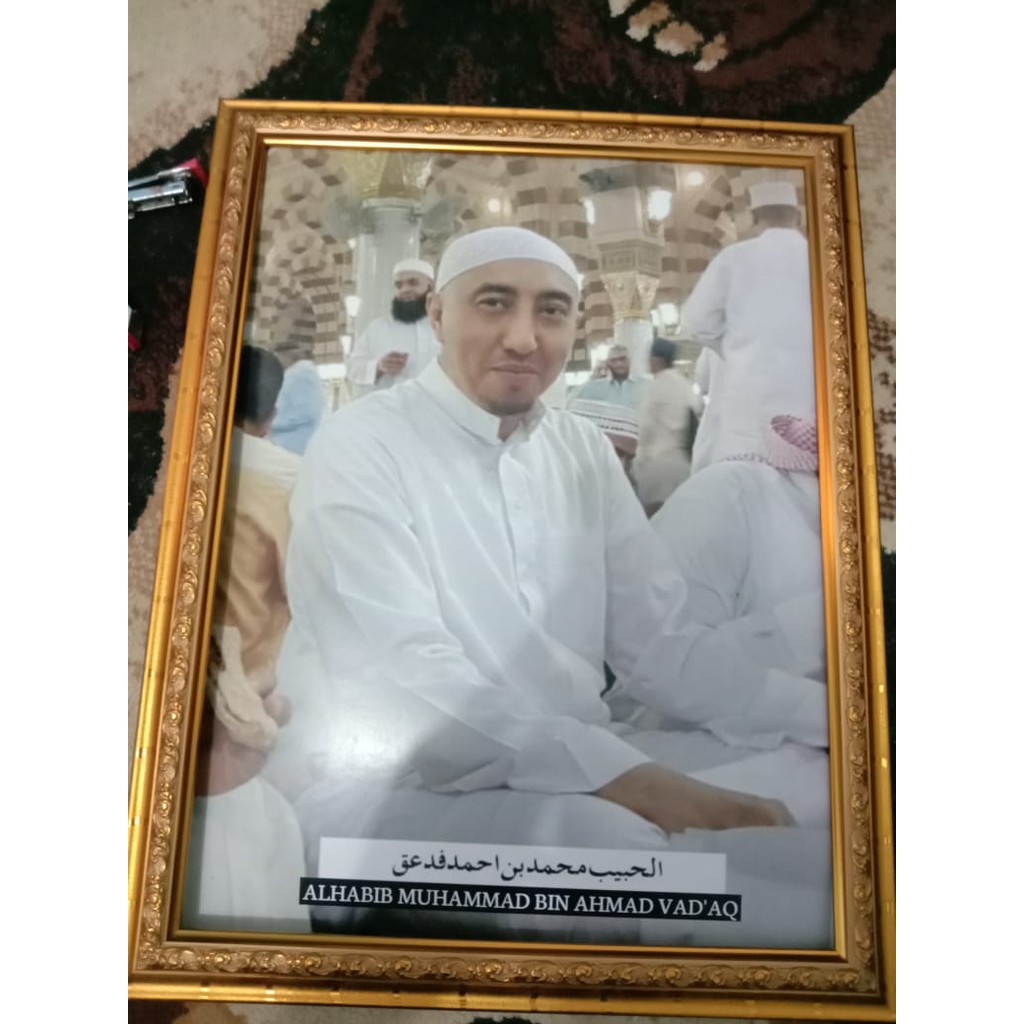 Jual Bingkai Foto Habib Muhammad Bin Ahmad Vad'aq | Shopee Indonesia