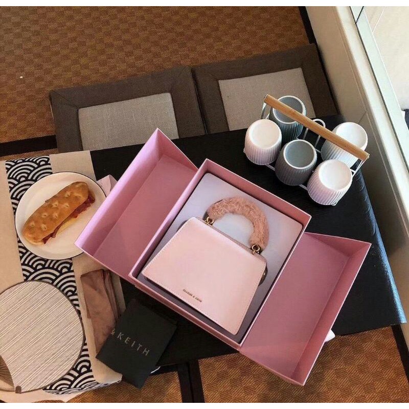 Jual Charles & Keith Gift Box | Shopee Indonesia