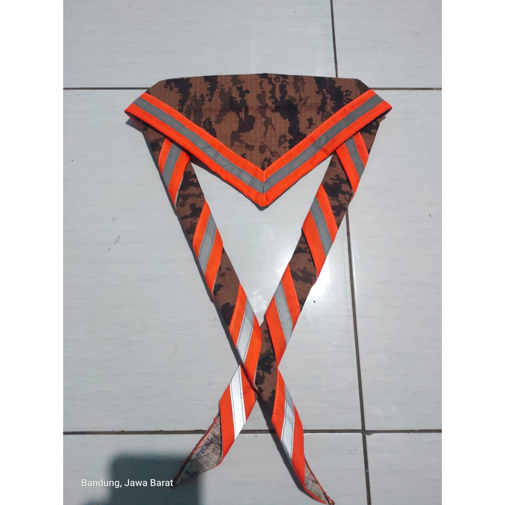 Jual Scraf Loreng pramuka list menyala aneka warna | Shopee Indonesia