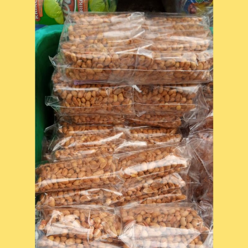 Jual Cemilan Kacang Koro/Kacang Kedelai/Kacang Gajih isi 10/Pak ...