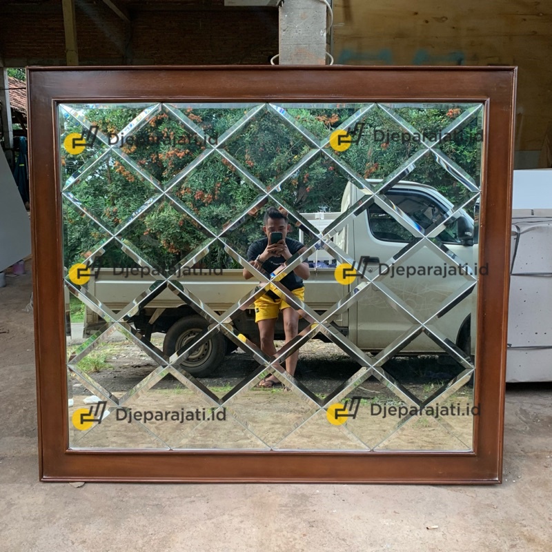 Jual figura kaca bevel minimalis - cermin bevel minimalis jati | Shopee ...