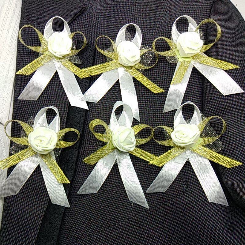 Jual Korsase bunga jas tanda panitia keluarga nuansa putih gold ...