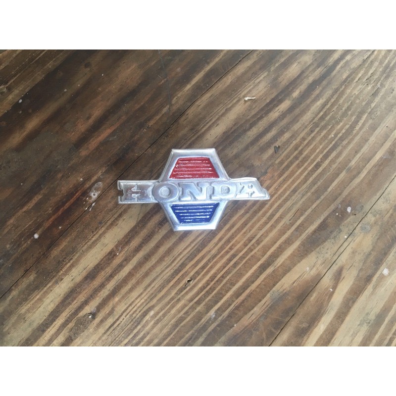 Jual Emblem logo sayap honda c70 logo dek c70 | Shopee Indonesia