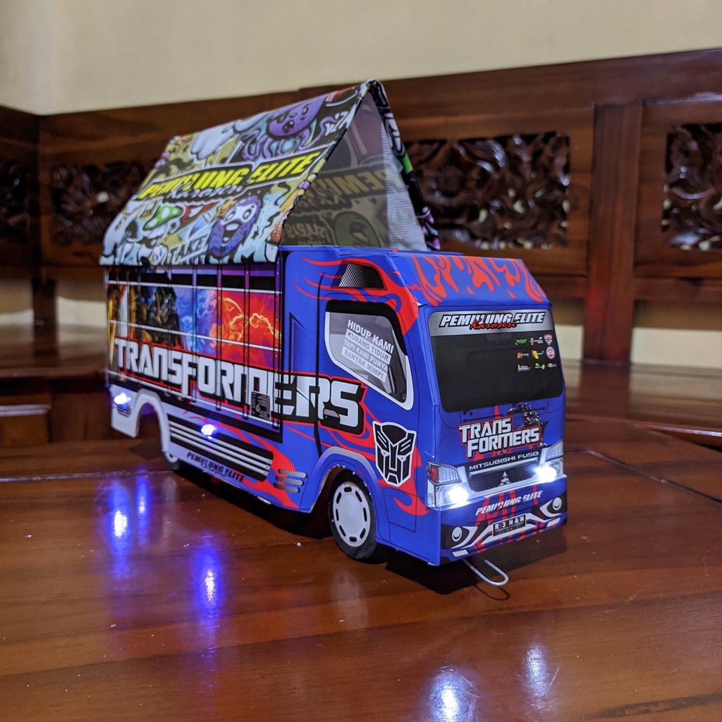 Jual MINIATUR TRUK OLENG FULL VARIASI LAMPU TERPAL MURAH TRUK OLENG ...