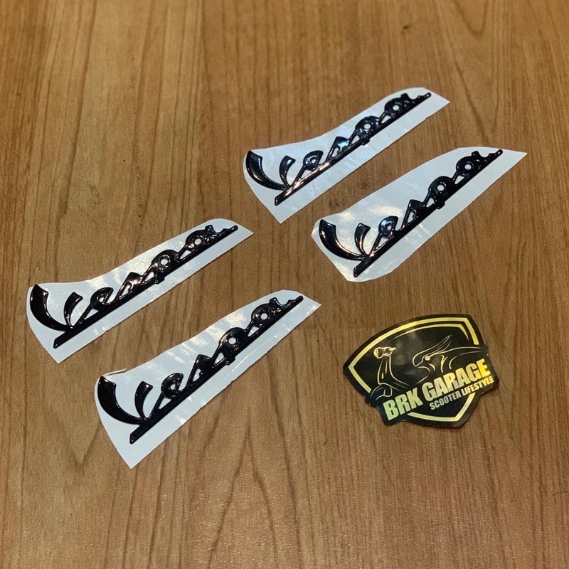 Jual STICKER EMBLEM VESPA BODY DEPAN FOR ALL VESPA MATIC | Shopee Indonesia