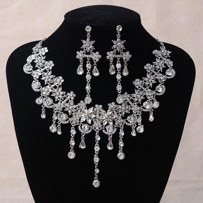 Jual Hairpiece Bindi Set Silver - Aksesoris Perhiasan Kalung Anting Set ...
